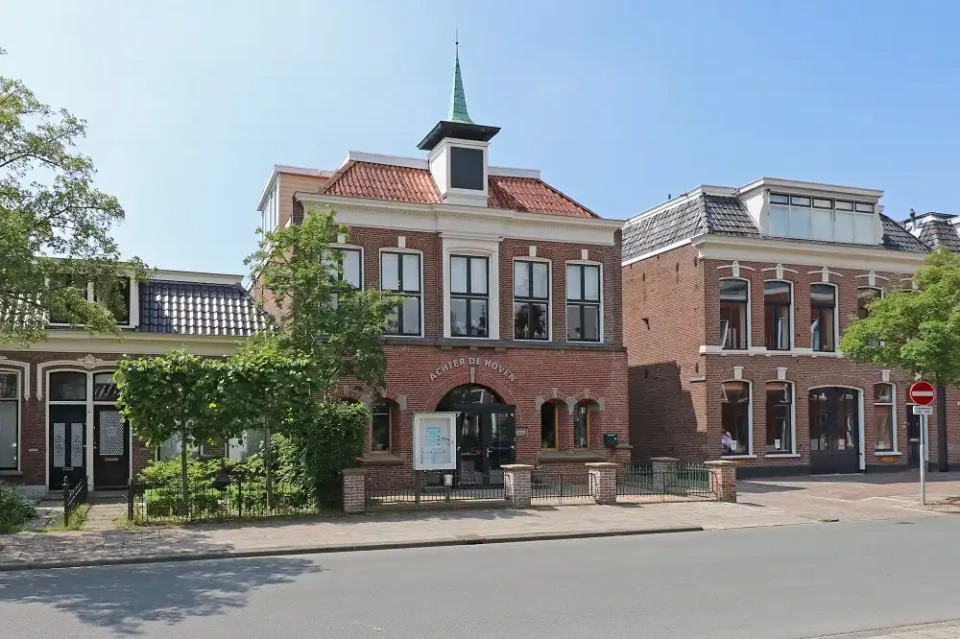 Bijbelcentrum Achter de Hoven - Gemeentegids nederland